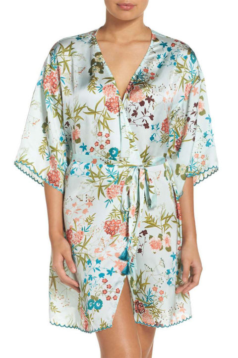 12 Best Womens Robes for Lounging in 2017 - Silk, Cotton, and Fleece ...